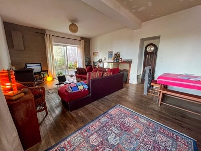 Maison à vendre - Airvault - 4 pièces - 2 chambres