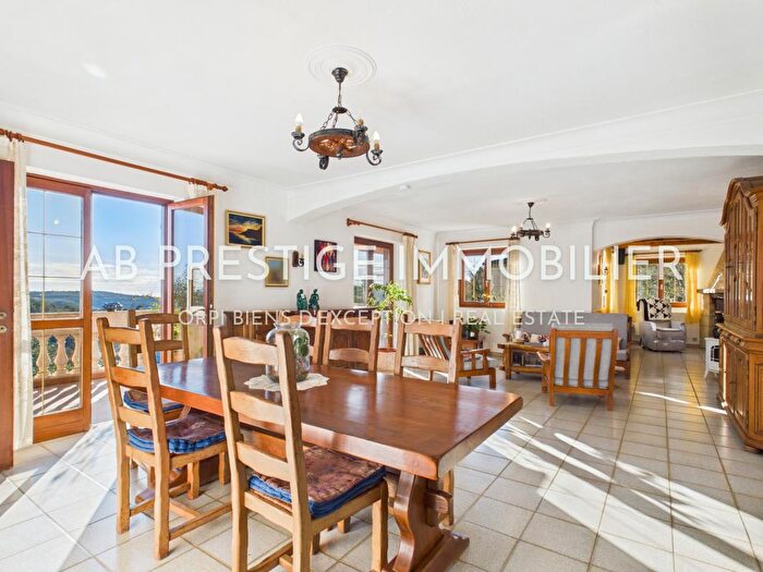 Maison à vendre - Roquefort-les-Pins - 8 pièces - 6 chambres