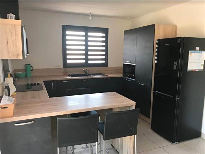 Maison à louer - Travet, Sercloise, Castres - 4 pièces - 3 chambres