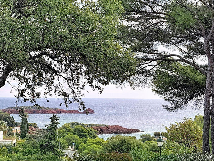 Maison à vendre - Saint-Raphaël, Agay - 2 pièces - 1 chambre