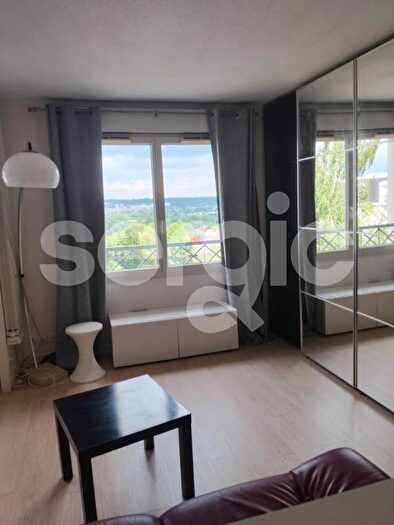 Appartement à louer - Grenouillère-Marnois-Rive de Marne, Noisy-le-Grand - 1 pièce - 1 chambre