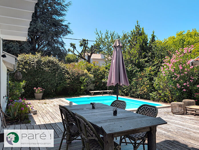 Maison à vendre - Pessac, Verthamon, Haut Biron - 6 pièces - 4 chambres