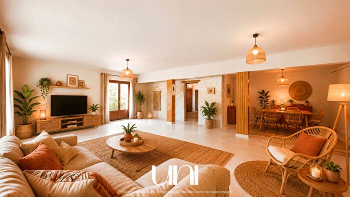 Saint-Côme-de-Fresné - Maison 8 pièces à vendre
