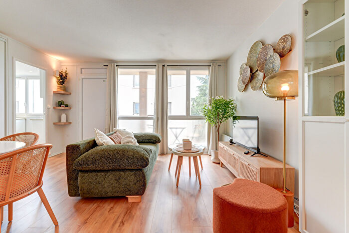 Appartement 4 pièces à louer à Villeurbanne, Buers