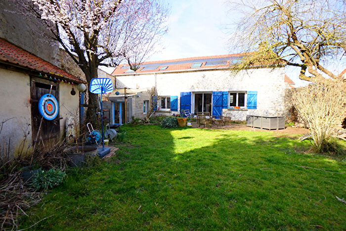 Maison à vendre - Mézières-sur-Seine - 6 pièces - 4 chambres