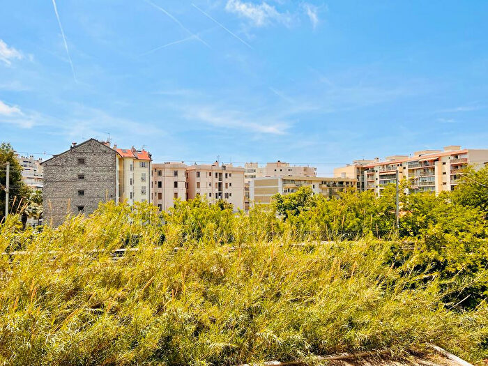 Appartement à vendre - Antibes, Juan-les-Pins, Le Cap - 2 pièces - 1 chambre