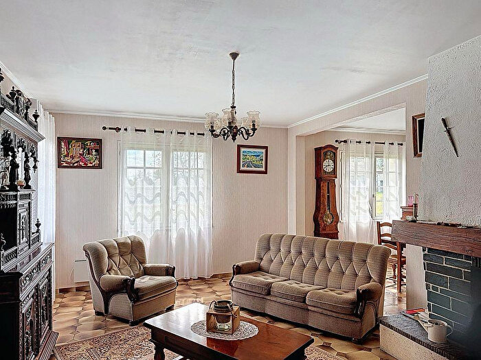 Maison à vendre - Carbon-Blanc - 6 pièces - 3 chambres