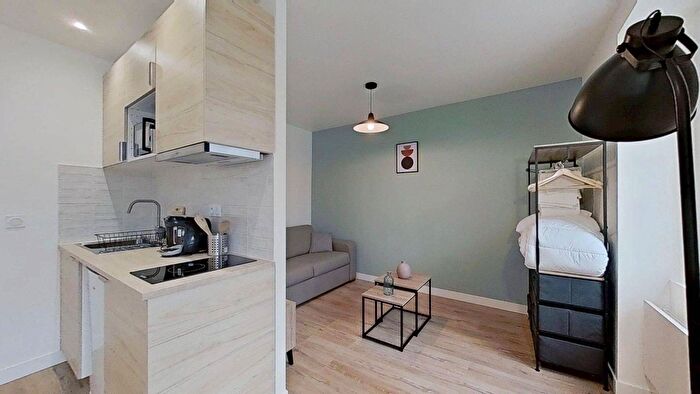 Appartement à louer - Valmy, Lyon ème arrondissement - 1 pièce