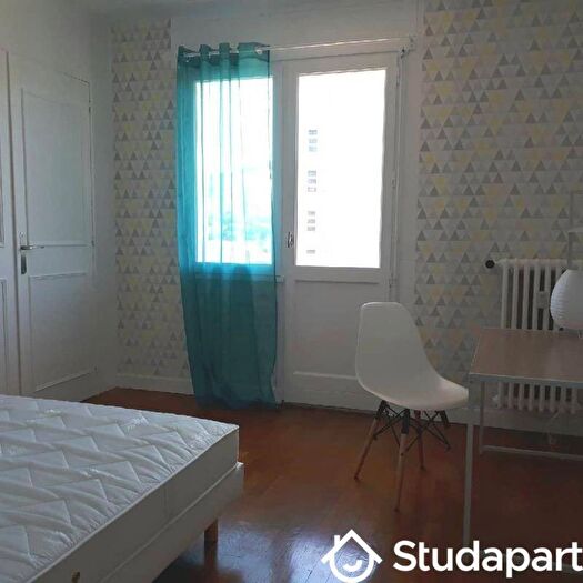 Appartement à louer - Monthieu-Saint François, Saint-Étienne - 1 pièce - 1 chambre