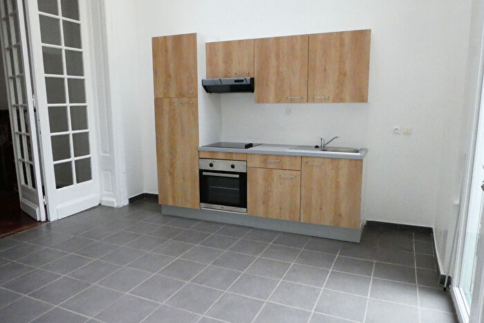 Appartement à louer - Béthune, Gare - 3 pièces - 2 chambres
