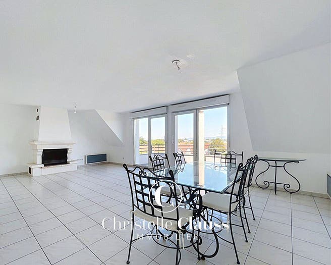 Nord, Mundolsheim : Appartement 5 pièces à louer