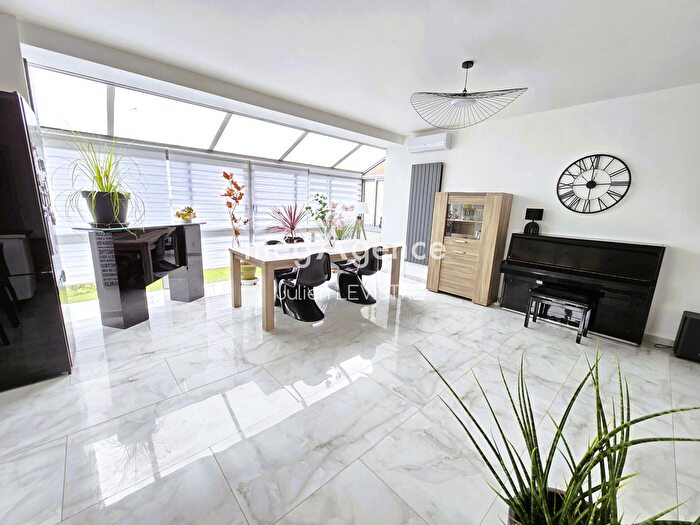 Maison à vendre - Dourdan - 7 pièces - 5 chambres