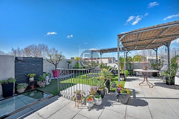 Maisons à vendre et appartements à louer - 1