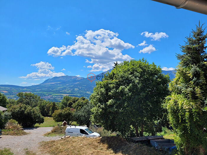 Appartement 2 pièces à louer - Saint-Julien-en-Champsaur