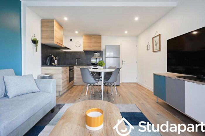 Appartement à louer - Moulins, Lille - 1 pièce - 2 chambres