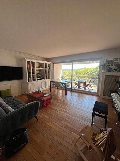 Appartement à louer - Grandchamp, Le Pecq - 3 pièces - 2 chambres