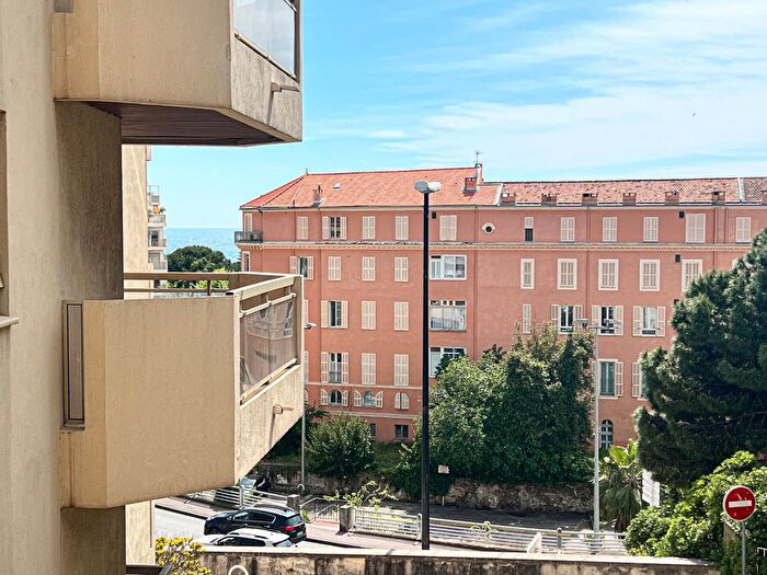 Appartement à vendre - Cannes, Petit Juas - 3 pièces - 2 chambres