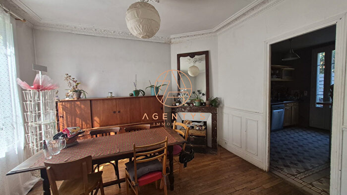Le Perreux-sur-Marne, Centre-ville, Quais dArgonne : Maison 6 pièces à vendre