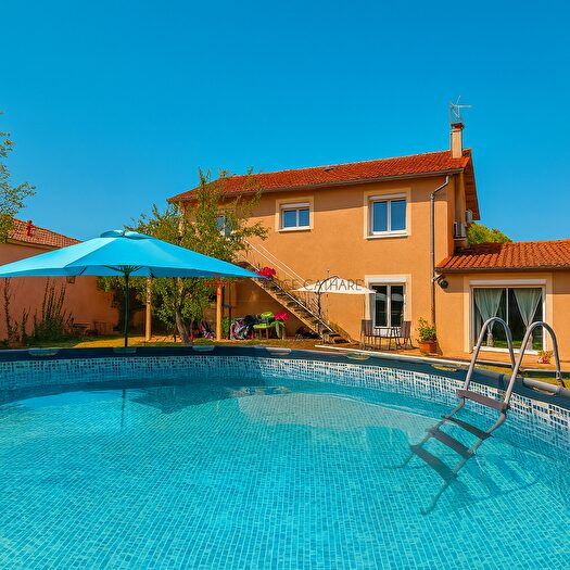 Maison à louer - Albi, Quartiers Ouest, Pointe de Marre - 9 pièces - 6 chambres