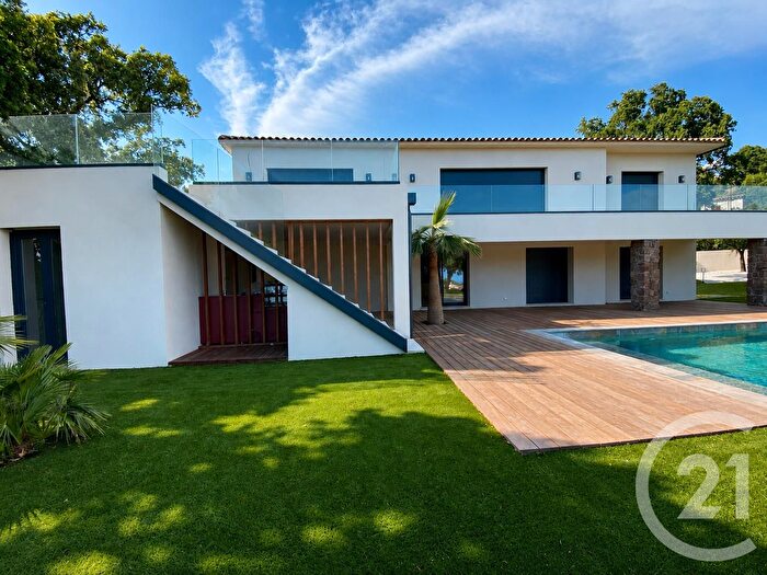 Maison 7 pièces à vendre à Roquebrune-sur-Argens, Val dEsquières, Port