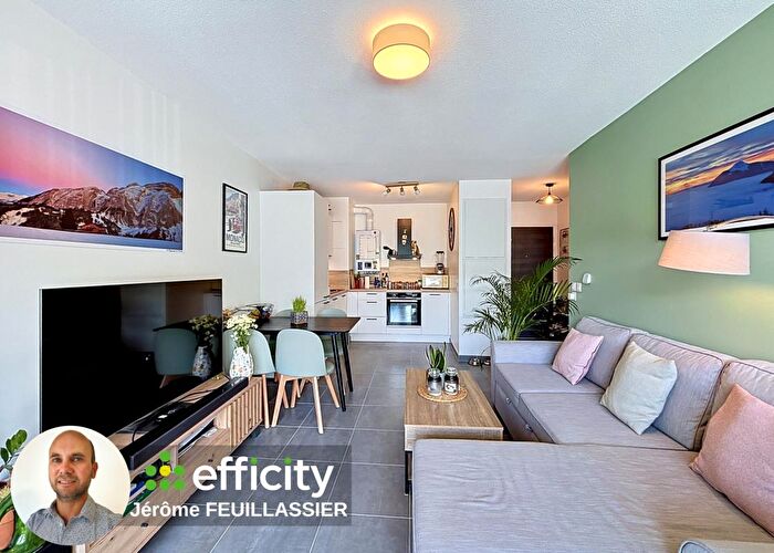 Cluses, La Sardagne : Appartement 2 pièces à vendre