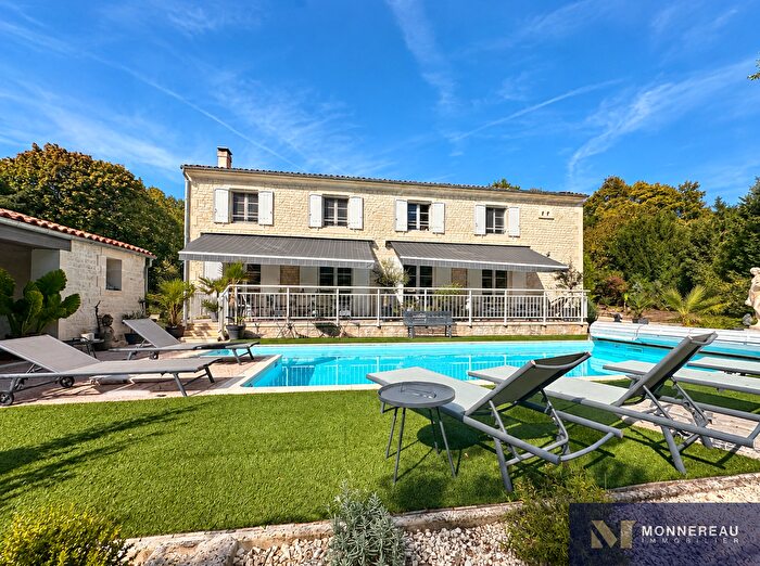Maison 9 pièces à Saintes, Saint-Sorlin, La Récluse, à vendre