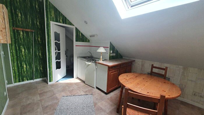 Appartement à louer - Reims - 1 pièce