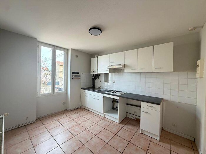 Appartement à louer - Sury-le-Comtal - 2 pièces - 1 chambre