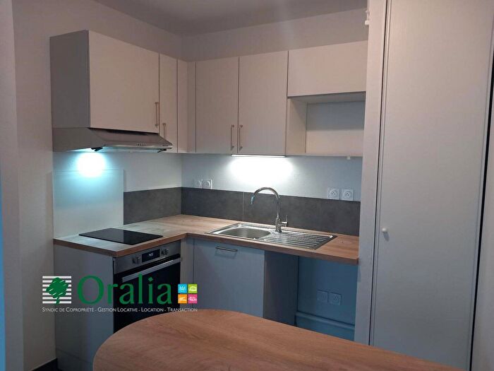 Appartement à louer - Vieux Talant-Clinique - 2 pièces - 1 chambre