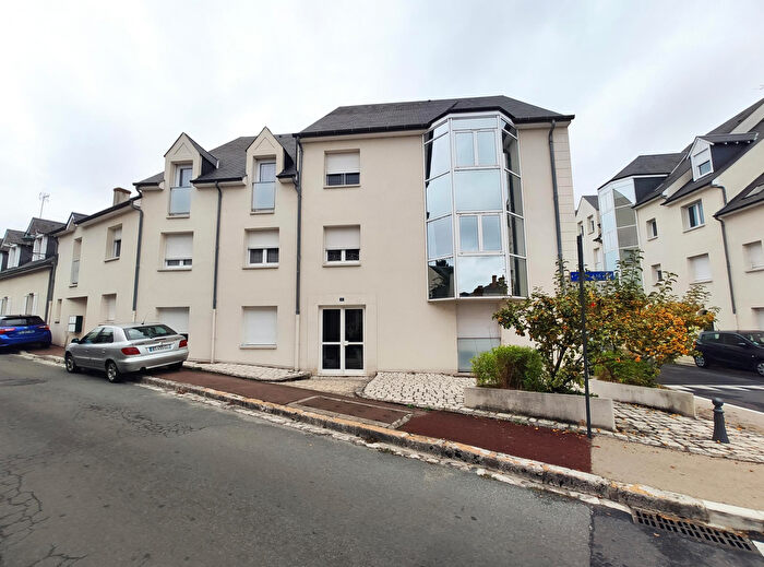 Maisons à vendre et appartements à louer - 1