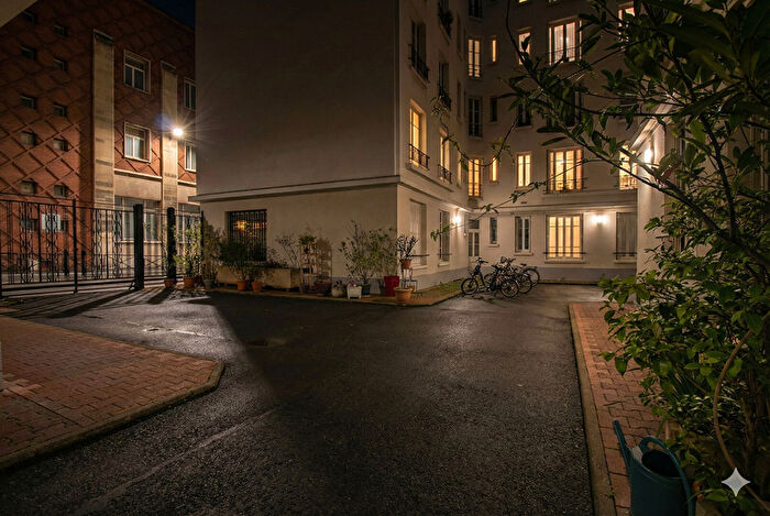 Appartement à vendre - Paris e , Jules Joffrin - 2 pièces - 1 chambre