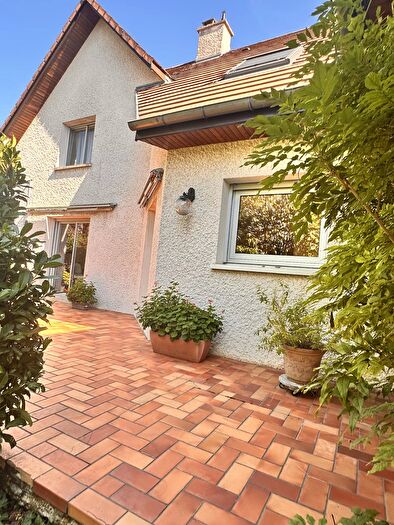 Maison à vendre - Talant, Centre-ville - 8 pièces - 2 chambres