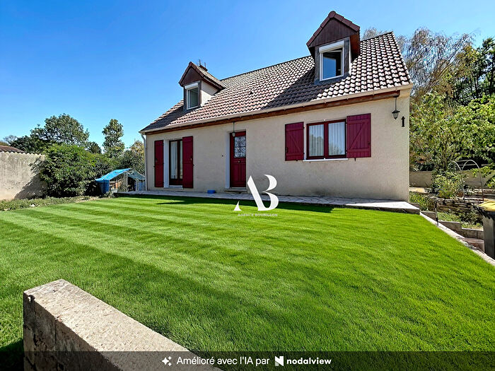 Maison 7 pièces à Fontenailles, à vendre