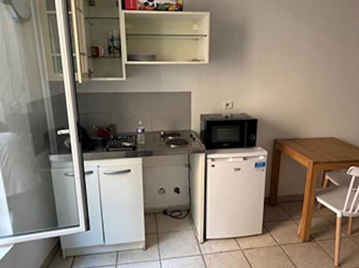 Appartement 1 pièce à louer à Aubagne, Centre-ville, Beaumond