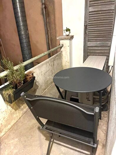 Appartement à louer - Ganteaume, Aubagne - 2 pièces - 1 chambre