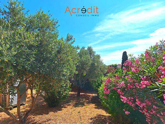 Maison à vendre - Colombiers - 5 pièces - 4 chambres