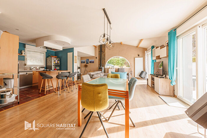 Maison à vendre - Pont-du-Château - 6 pièces - 4 chambres