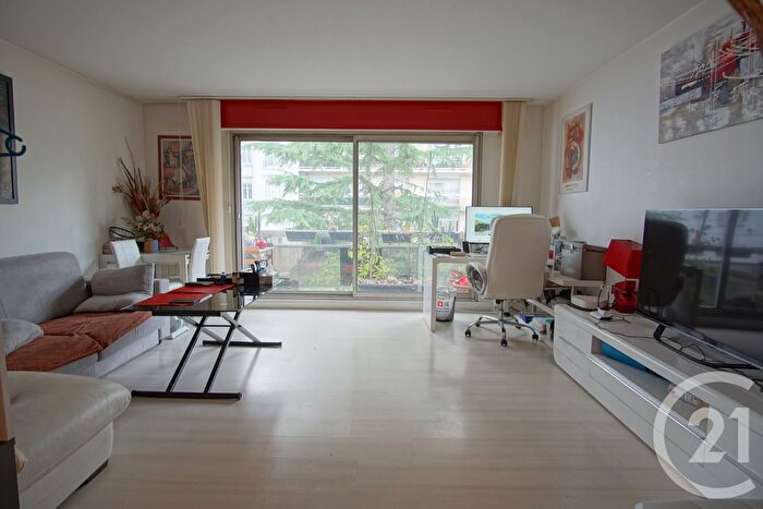 Appartement à vendre - Choisy-le-Roi, Centre-ville, Parc Prairie, Hautes Bornes - 2 pièces - 1 chambre