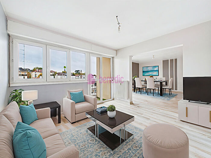 Appartement à vendre - Metz, Plantières, Queuleu - 4 pièces - 2 chambres