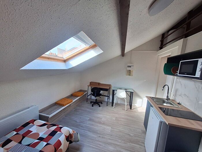Appartement 1 pièce à Les îles, Metz, à louer