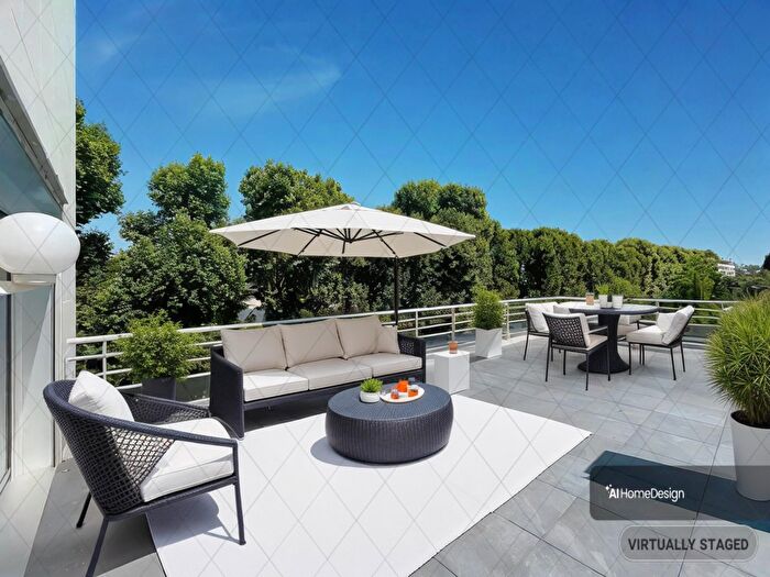 Appartement à vendre - Neuilly-sur-Seine, Parc de Neuilly - 3 pièces - 2 chambres