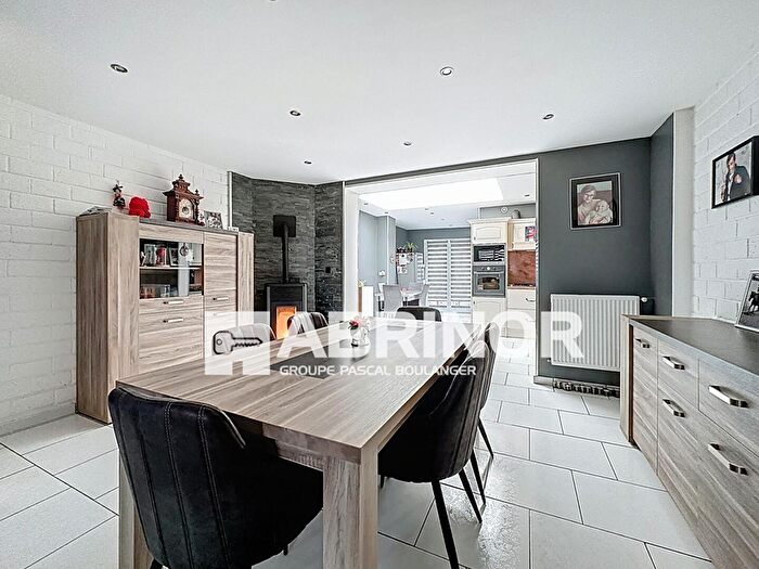 Maison 4 pièces à Tourcoing, Croix Rouge, à vendre