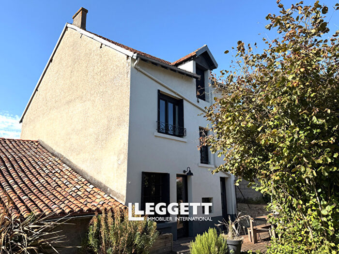 Maison 7 pièces à vendre - Bouresse