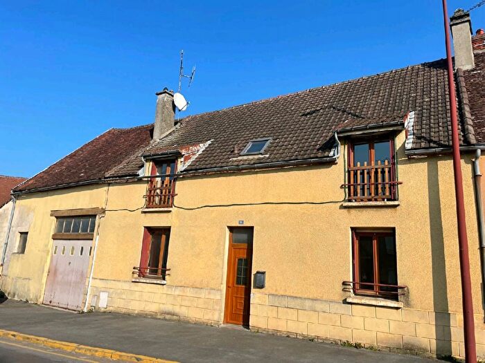 Maison à vendre - Montmirail - 6 pièces - 4 chambres
