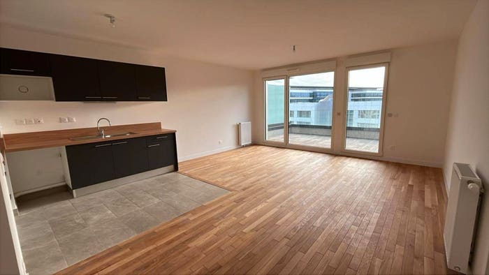 Petit Colombes-Charles de Gaulle : Appartement 4 pièces à louer