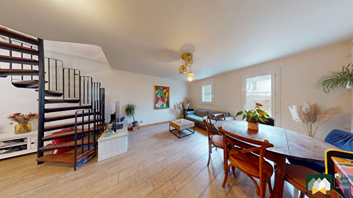 Maison à vendre - Chartres, La Madeleine - 5 pièces - 4 chambres