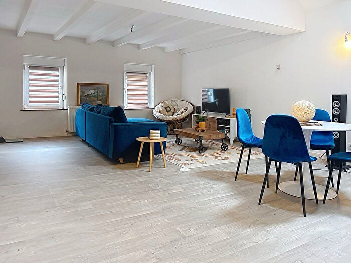 Appartement à vendre - Hayange, Centre-ville - 5 pièces - 3 chambres