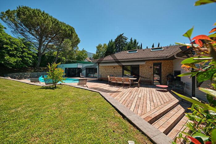 Maison 10 pièces à Aix-les-Bains, Est, à vendre