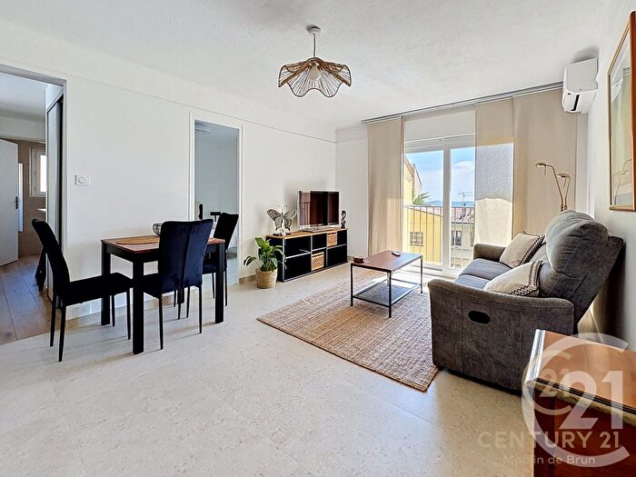Grasse, Centre-ville Nord - Appartement 3 pièces à louer
