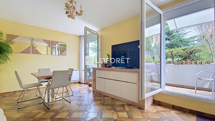 Appartement 3 pièces à Villiers-le-Bel, Derrière les Murs, Cerisaie, à vendre